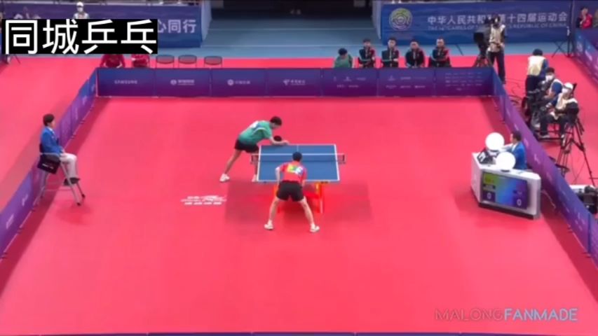 2021年全国运动会乒乓球男团比赛,由马龙对战魏世皓,