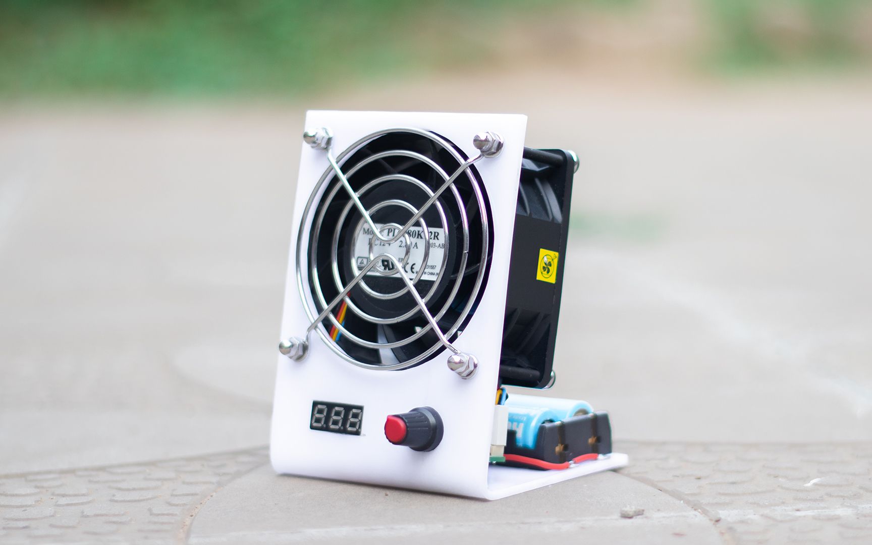 自制一台可调速的暴力风扇