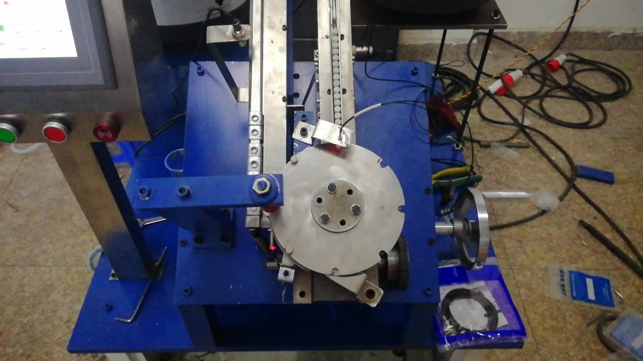 自动插钉机视频吊顶神器自动穿钉上钉设备厂家直销