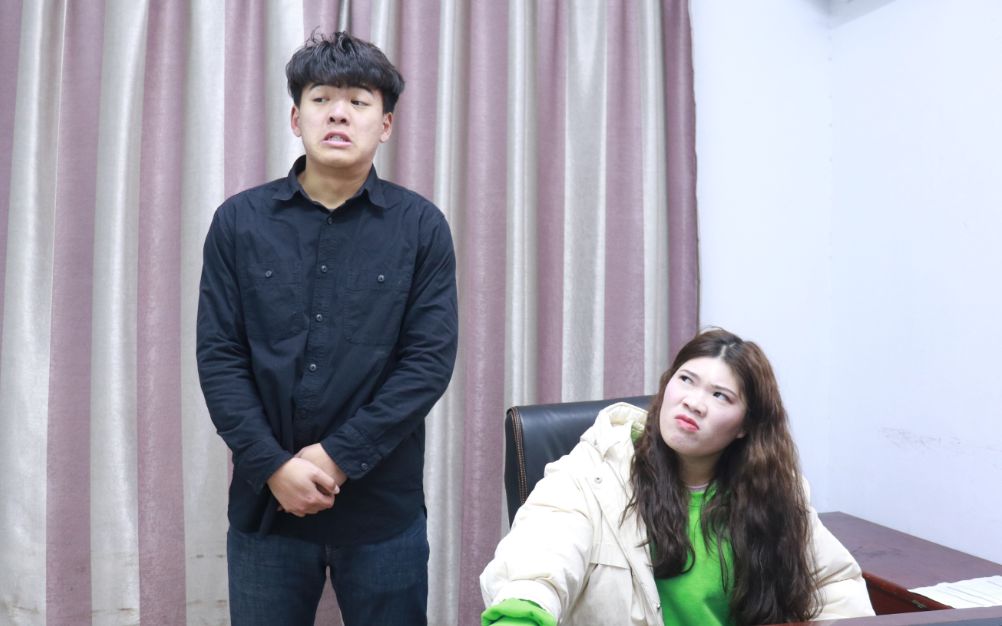 女老板让男员工写工作计划表,没想男员工一堆歪理,真有才