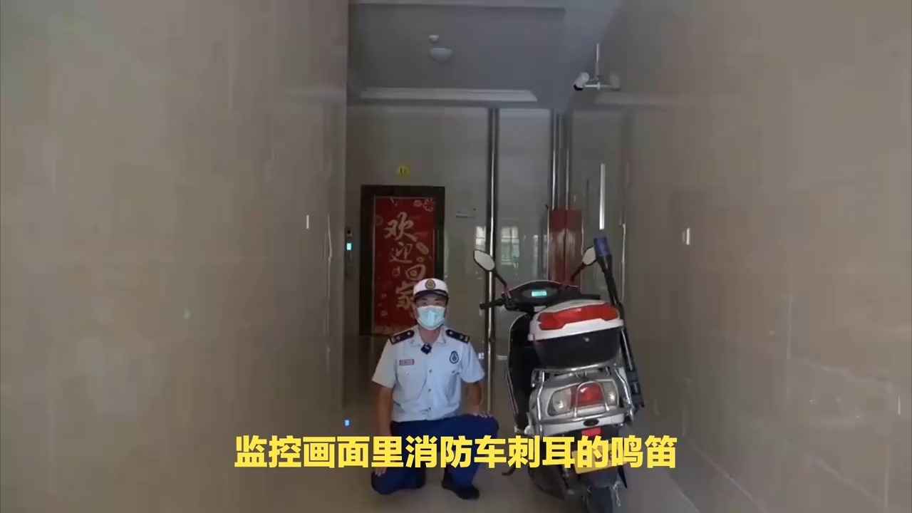 民宅起火两孩童不幸遇难 父亲含泪追问:“为何消防通道被堵?”