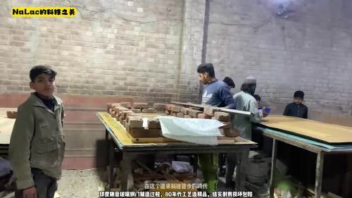 印度隔音玻璃钢门制造过程,80年代工艺造精品,结实耐用损坏包赔