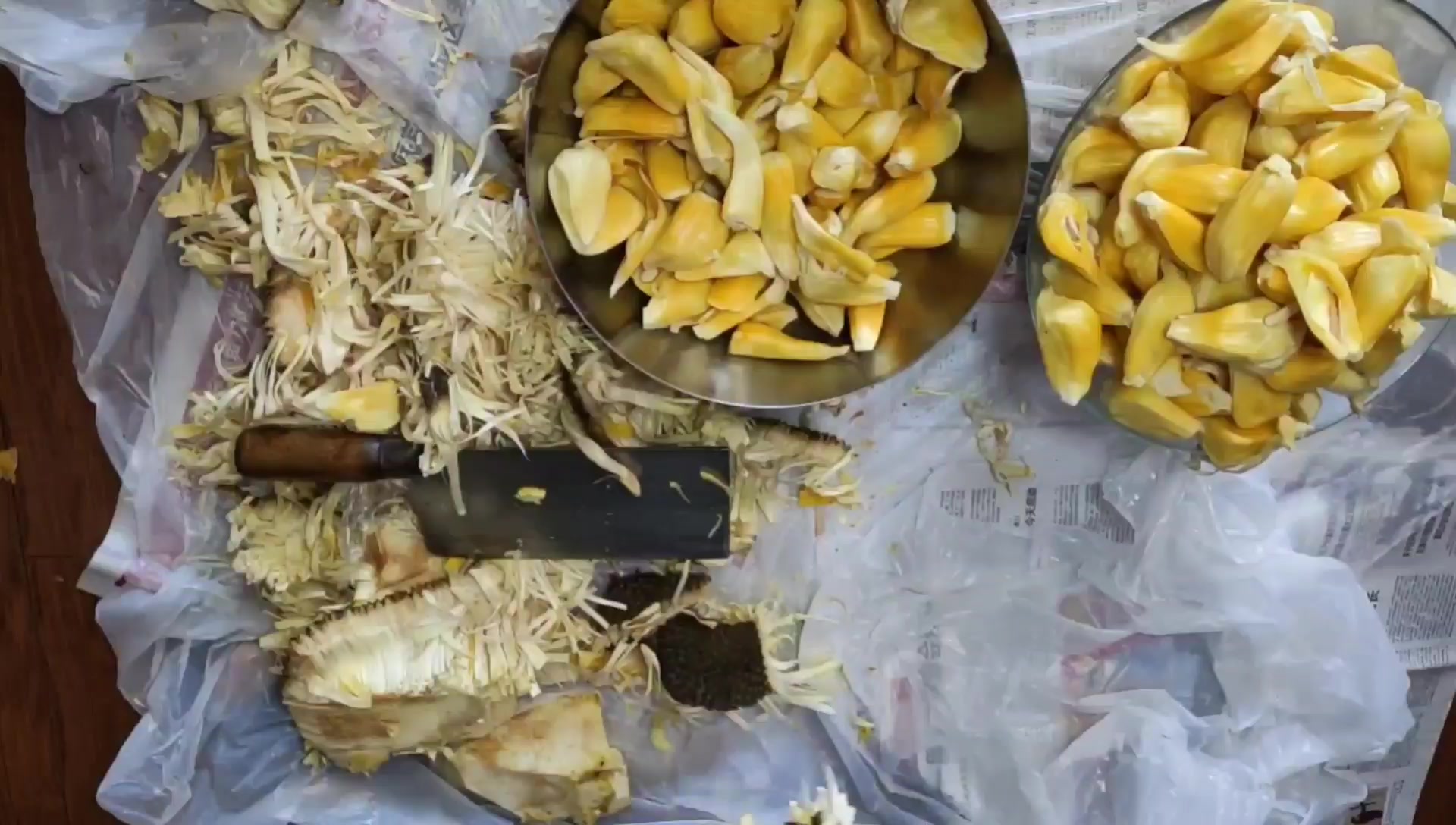 菠萝蜜最简单的剥法,不仅肉可以吃,籽更是美味