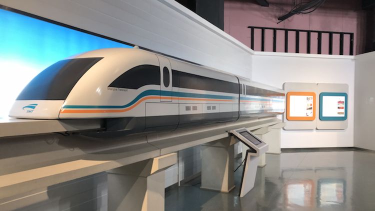 上海磁浮交通科技馆,磁浮列车的相关知识的最为集中的展示!