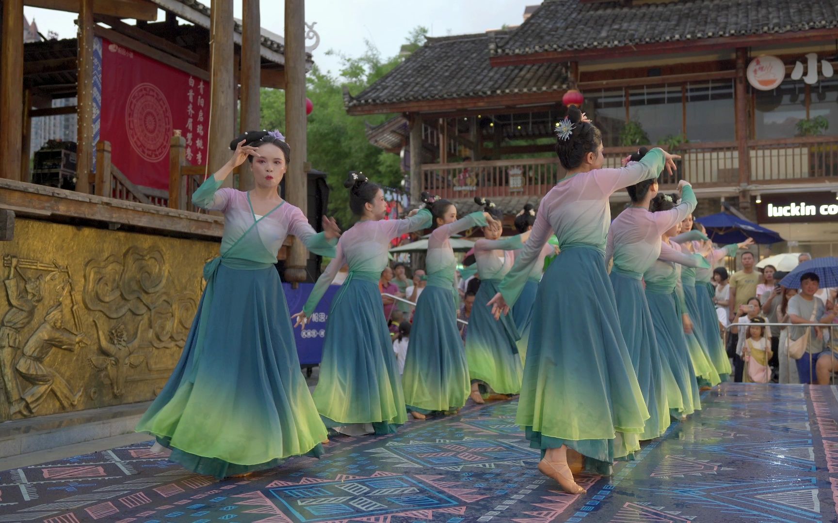 2023年端午节国风群舞《青山远黛》