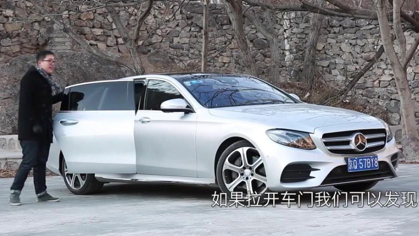 奔驰E级非常巧妙加长C柱,后门长度更短,上下车更加方便!