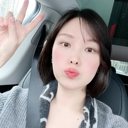俯仰彩宝笑笑Grace 