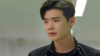 W两个世界:看着妍珠满身是血,李钟硕绷不住了,这音乐太给力了