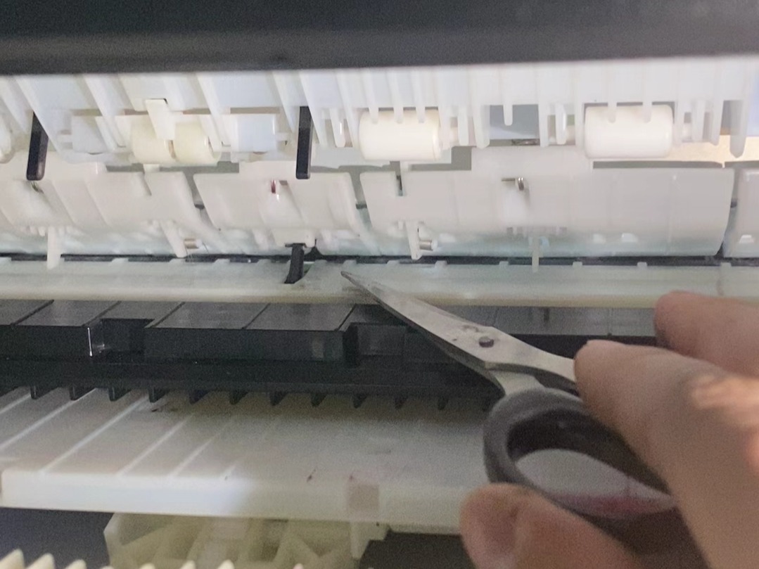 爱普生提示卡纸墨车不走检查出纸口传感器