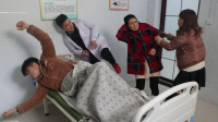 大妈失眠看大夫, 最后差点把大夫吓死, 这是咋回事呢?