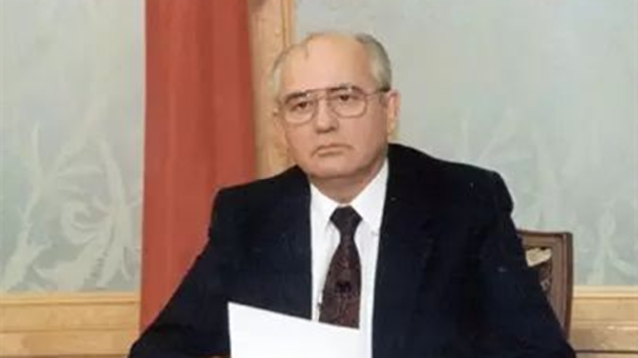 戈尔巴乔夫享年91岁!30年演43部电影,多次本色出演宣布苏联解体