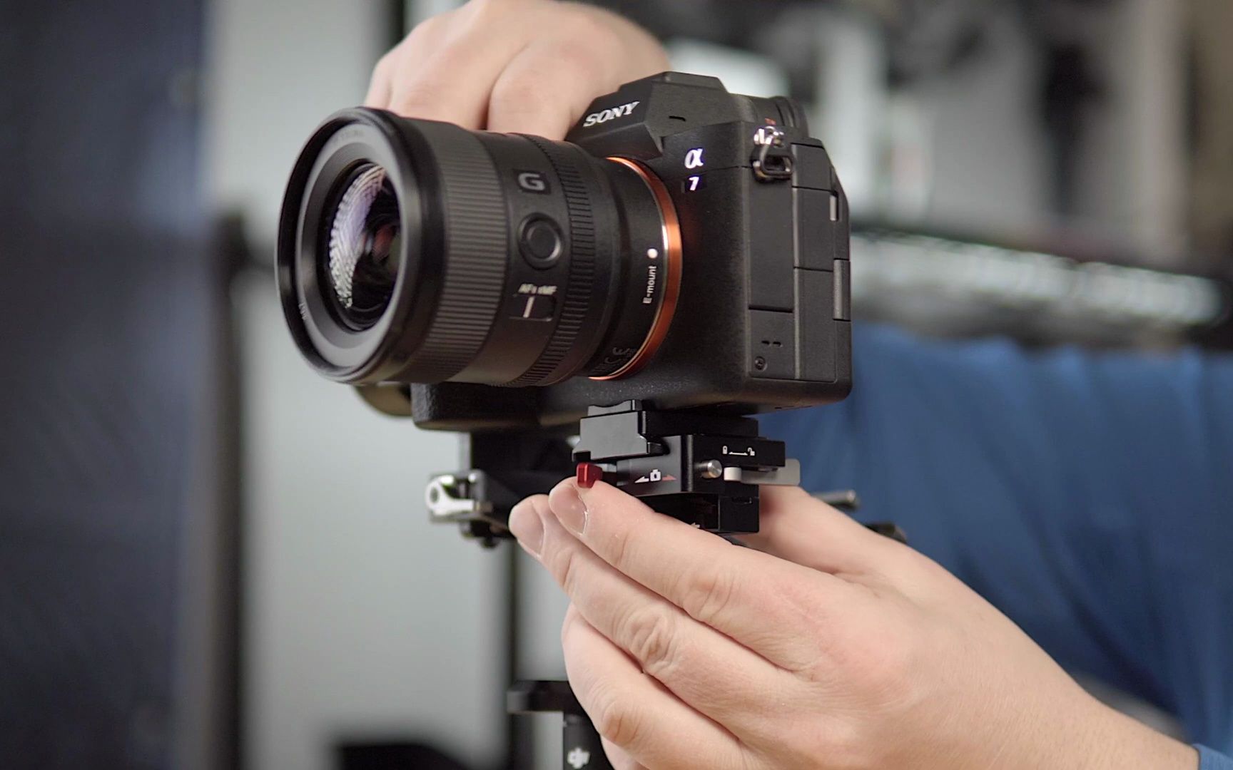 学摄影:大疆RS3 MINI 教程 - 初学者指南和如何使用索尼 A74