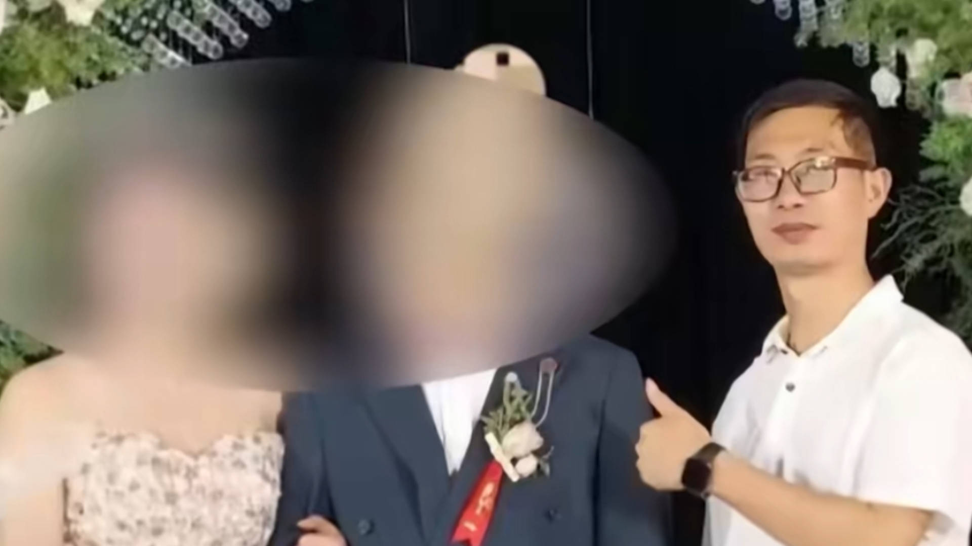 郑州男子医院裸辞当"男媒婆",月入2万-3万,介绍成功领证100多对!母亲...