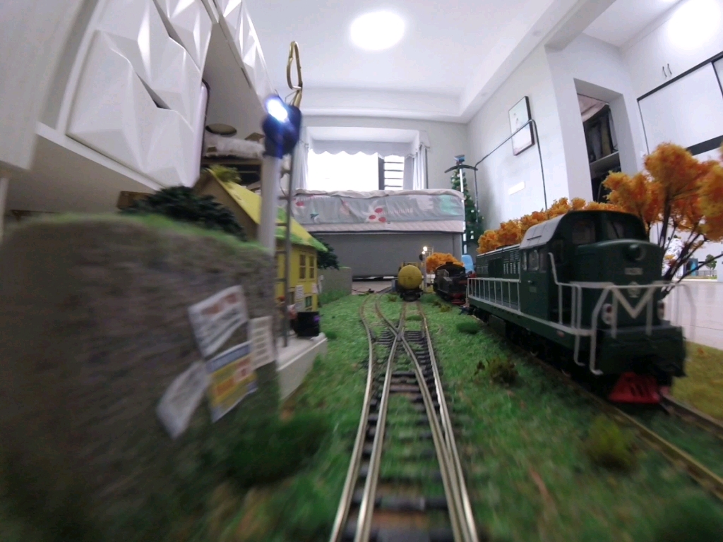 假装开火车 火车模型第一视角