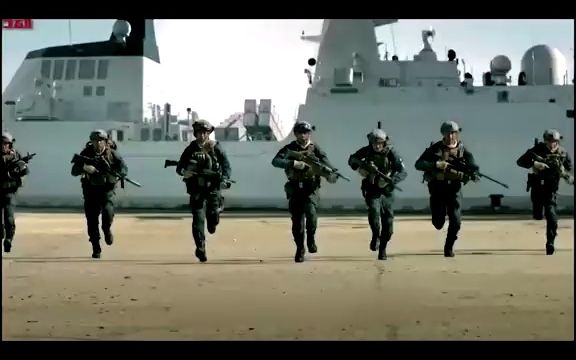 《红海行动》幕后居然是海军首长,海政电视艺术中心谈拍摄细节