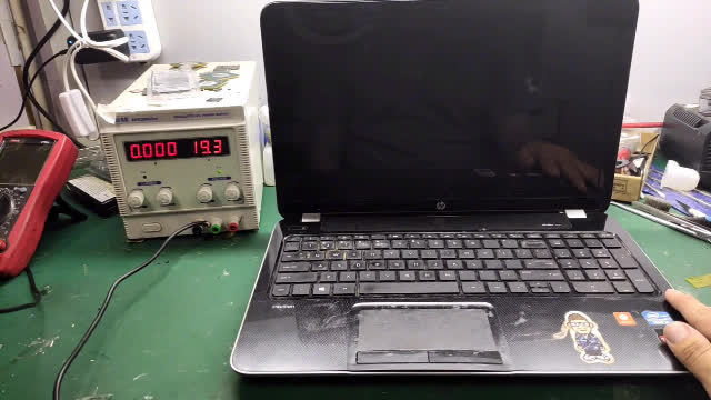 惠普Q118笔记本不开机,一个电容坏不至于换主板吧