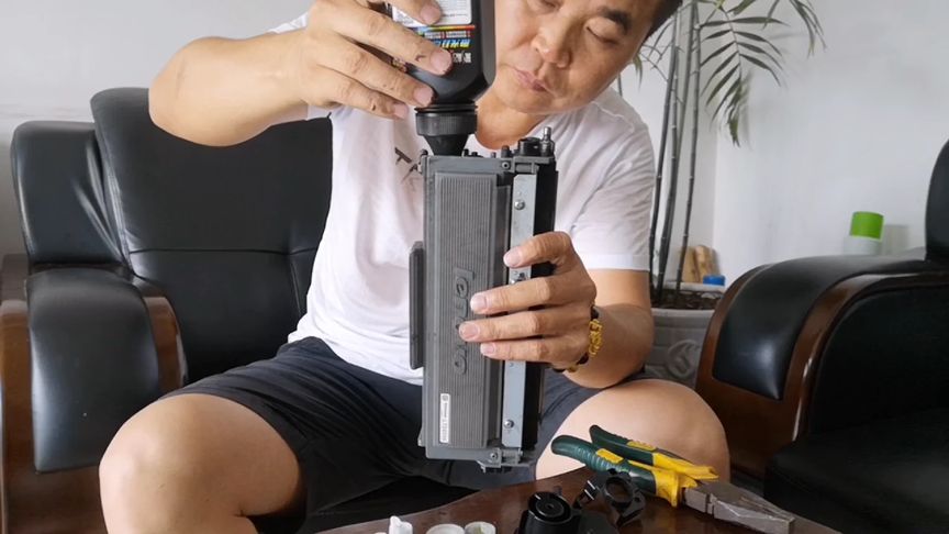 打印机加墨粉,看了自己就会加!
