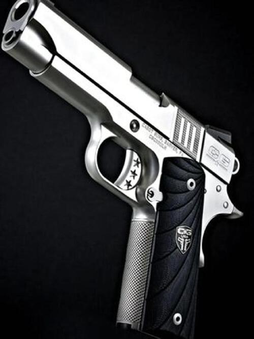 手工模型1911初步成型枪械