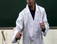 化学视频——给试管内液体进行加热