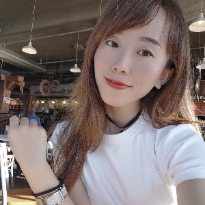 养胖猫的果果 