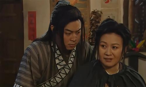 武林外传:客栈来位高手,要将各位都杀掉,老白娘指挥大家作战