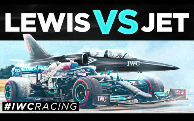 F1版壮志凌云!汉密尔顿驾驶W10大战教练机