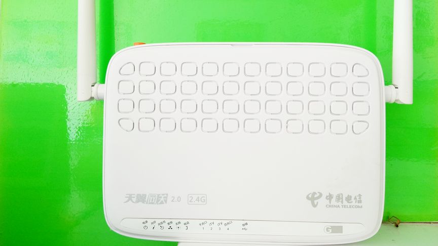 上网掉线看电视卡顿是什么原因造成的?