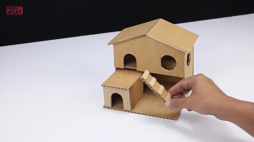 酒姐姐分享:ߐ� 用纸箱制作仓鼠屋