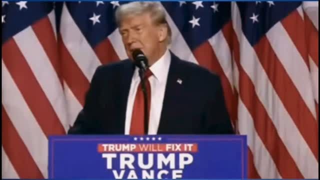 现场中英文字幕演讲来了-特朗普宣布胜选,称要让美国再次伟大。