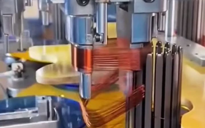 原来电动机里面的铜线圈是这样缠绕的.