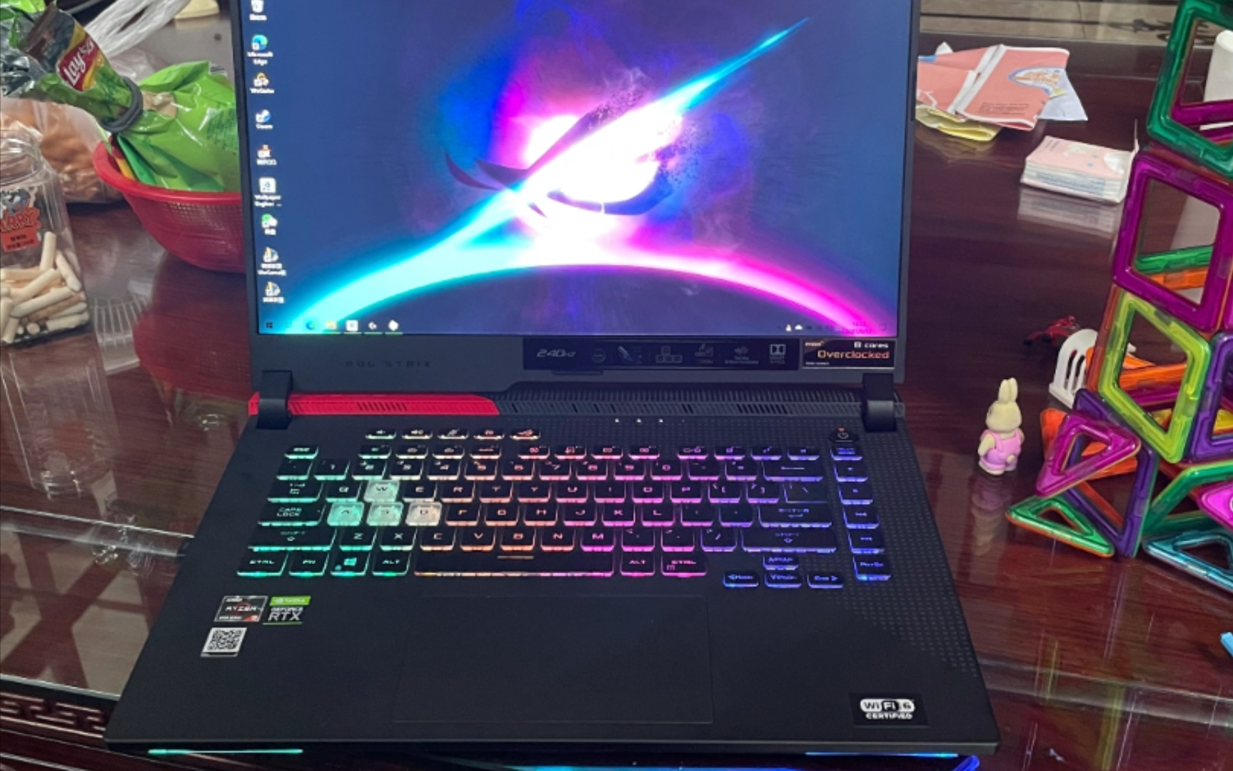 rog魔霸新锐2021 240hz外接2k显示器测试LoL 帧率提升