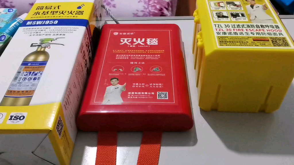 妈妈:社区发的消防器材怎么用?我:这就录个视频,不懂多看看。