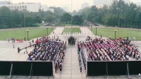 清华大学升国旗仪式流程,太神圣了!这就是学霸们的升旗仪式,震撼到了没