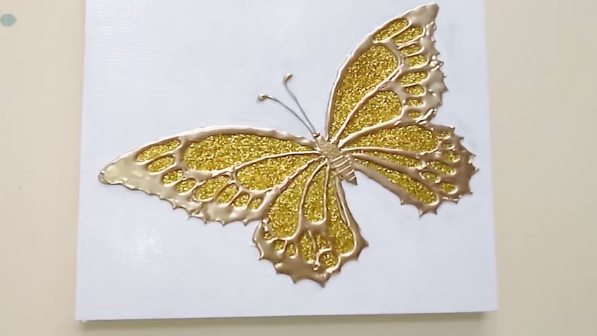 简单的涂鸦绘画教程,教你怎么画出逼真的蝴蝶