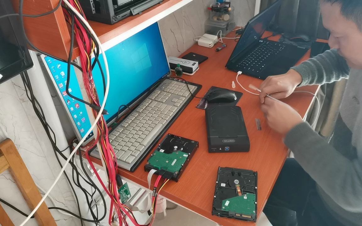 学到这一招，你自己可以在家修复你的电脑硬盘只需要5分钟就够了