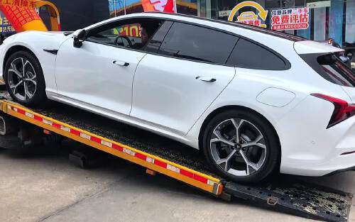 哪吒汽车 哪吒SS 猎装版,你心动的爱车