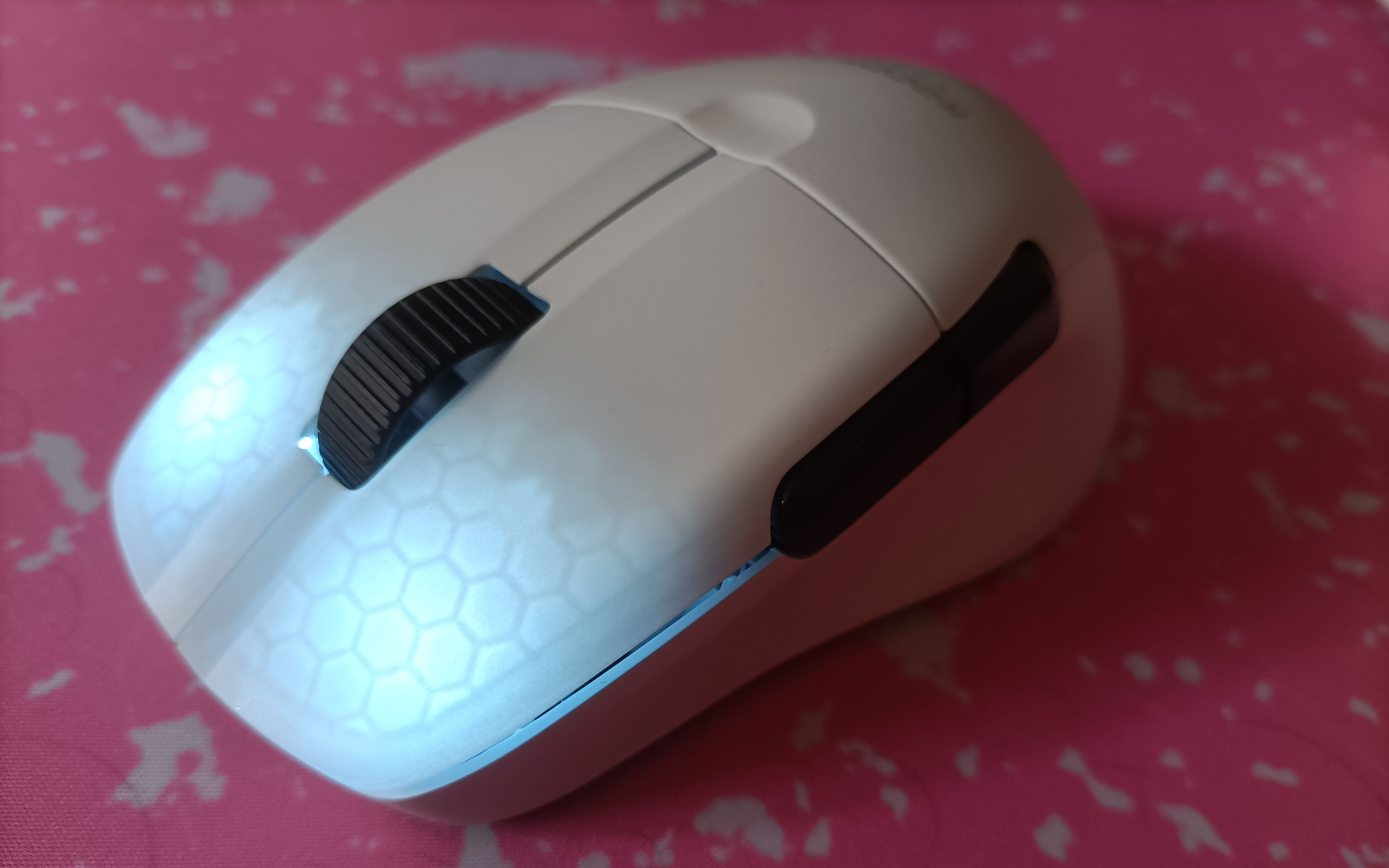 一个冰豹粉对冰豹新品鼠标的简单体验报告