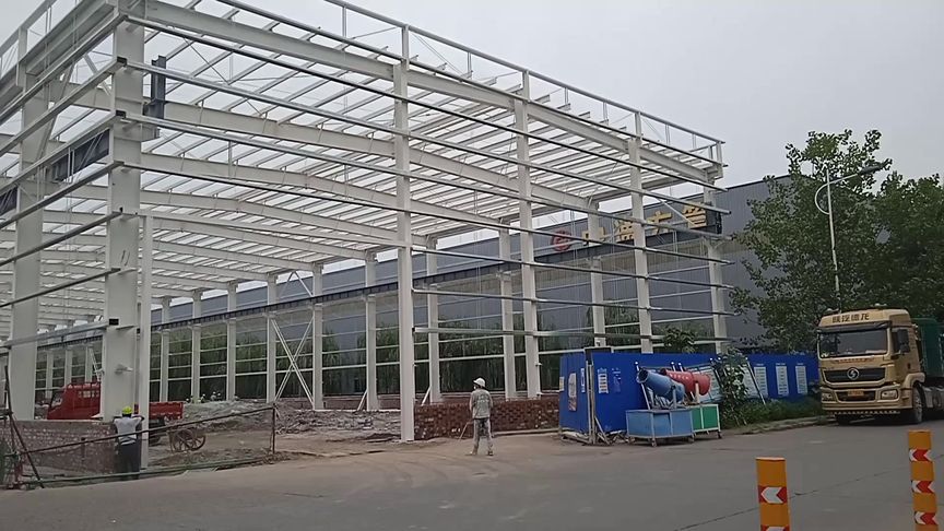 今天的钢管有点烫手,库存齐全,价格美丽#钢铁 #幕墙 #实体厂家