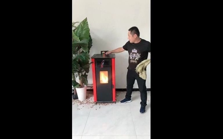 小型的生物颗粒取暖炉二手颗粒的取暖炉