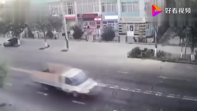 如果没有行程记录仪,没人会相信,车祸是这么发生的!