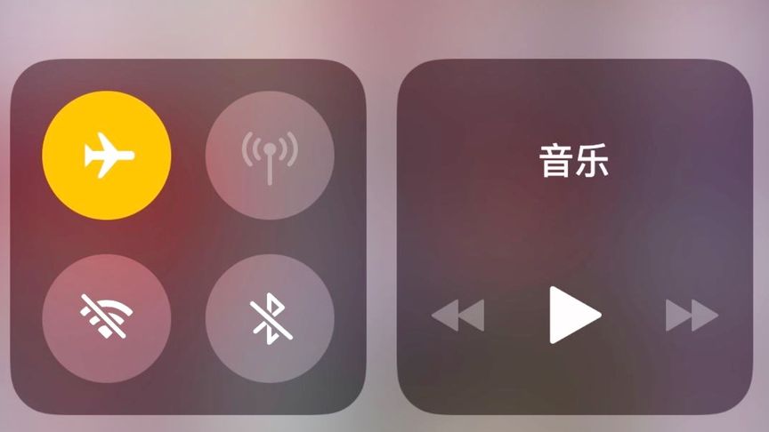 坐飞机明明可以关机,为何还保留飞行模式?原来它有这4个作用