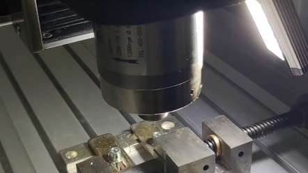 我的雕刻机…又在发癫