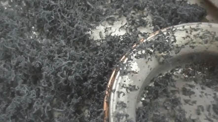 ...体积扩大200多倍,形成了良好隔离层,阻止火焰和热量的传递!#膨胀石墨