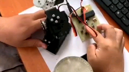 【毕业设计】基于单片机的智能取货系统设计