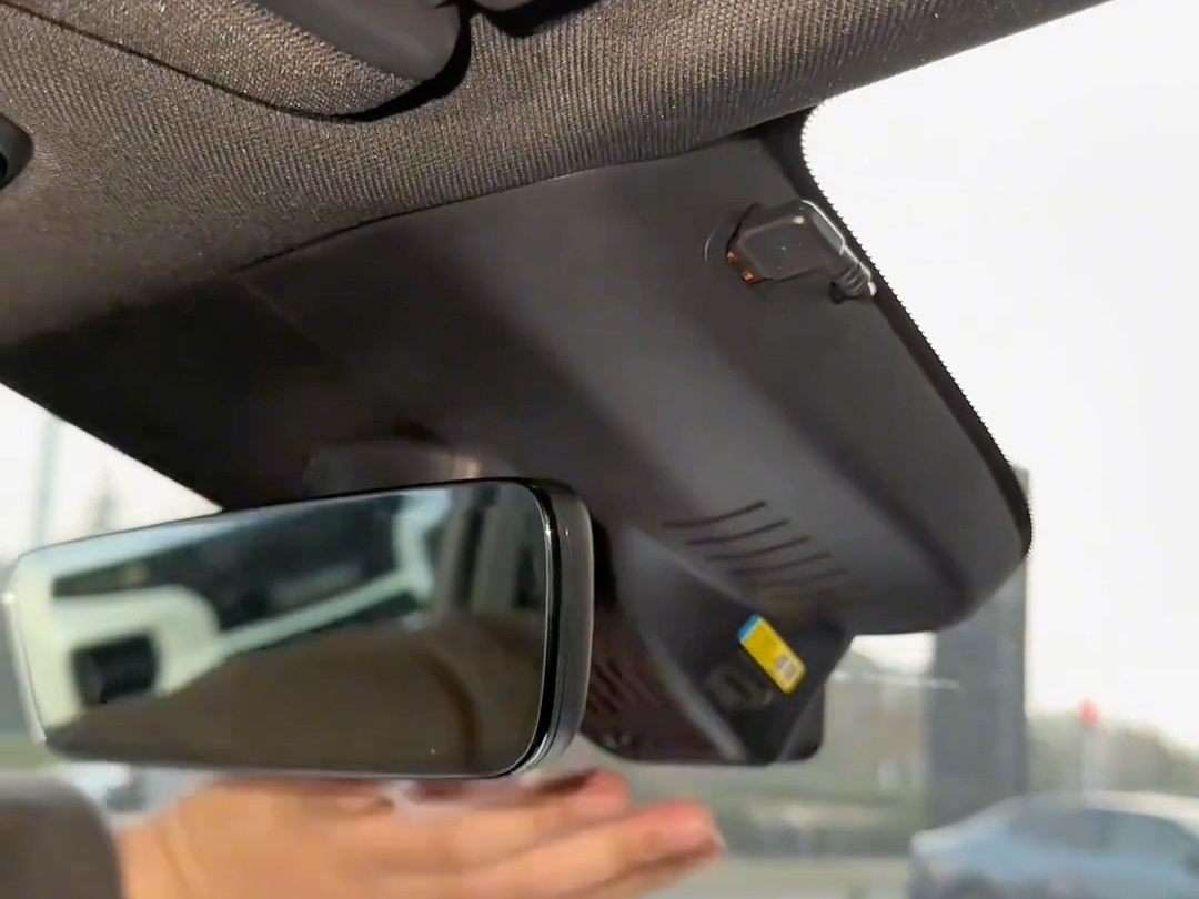 2025款领克03专用行车记录仪,原车预留接口取电,免走线安装教程,效果...