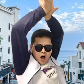 艾内某