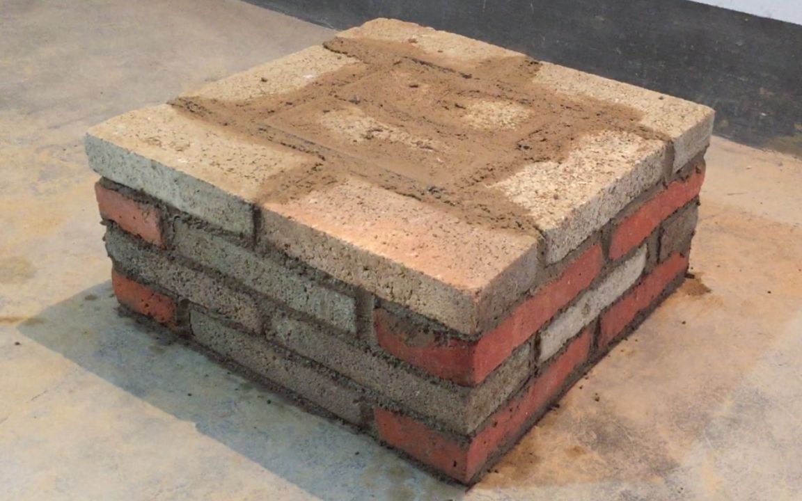 水泥砖砌砖方法,50乘50砖柱砌法,红砖24砖砌墙角做法视频!