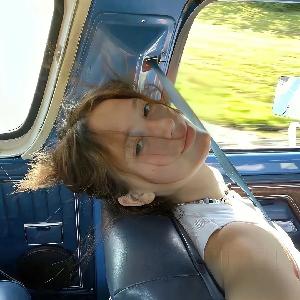 喜欢吃板栗的女孩 