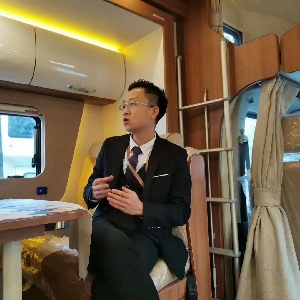 狗娃山的熊仔 