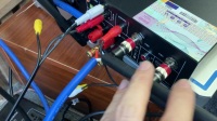 BBS一体功放和音王点歌机的连接方法。